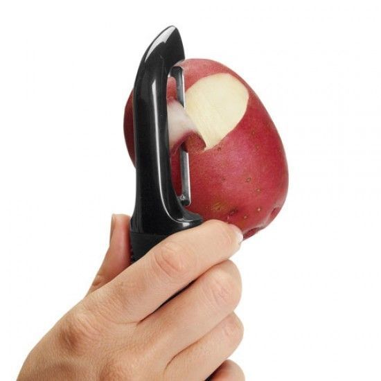 Oxo Good Grips Swivel Peeler 20081 only £10.00
